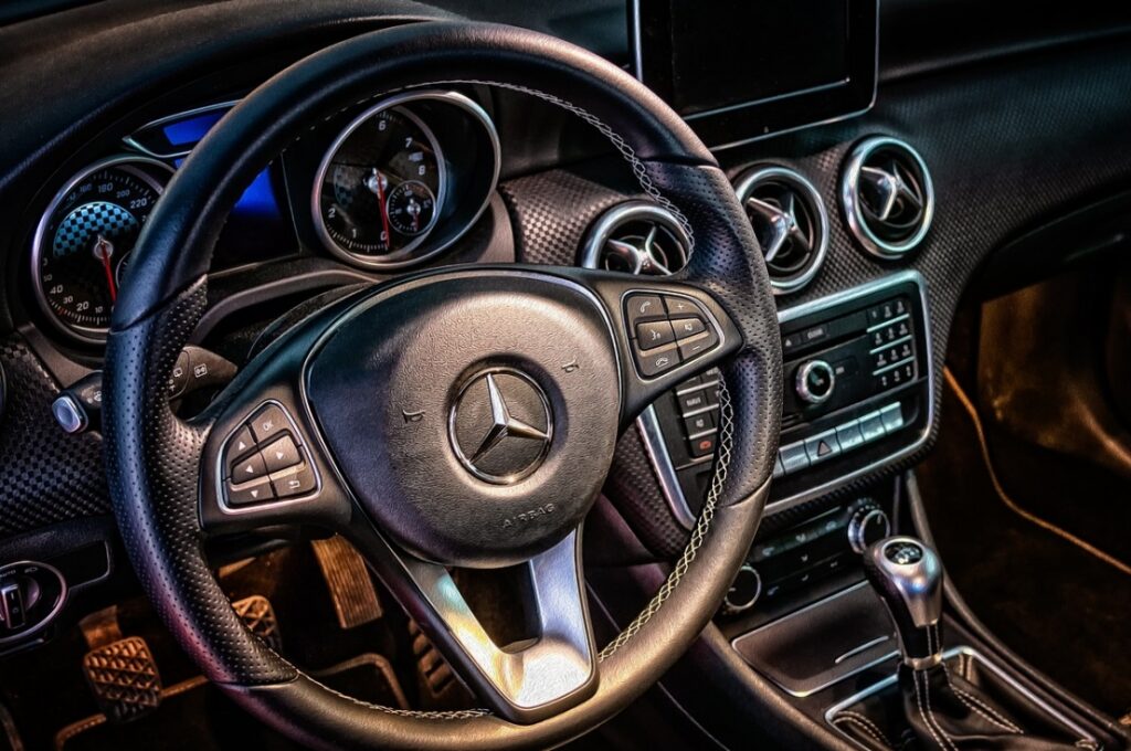 Mazda 6 i jej nieoczekiwany następca wjeżdżają na polski rynek. Japoński producent zaskakuje ...